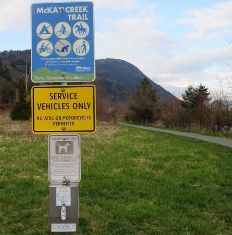 McKay Creek Trail (off-leash dog hike), Abbotsford, BC | The Dog Network